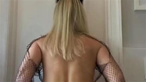Vicky Stark Asshole Spread Ppv Spreading Ass N Pussy For Halloween