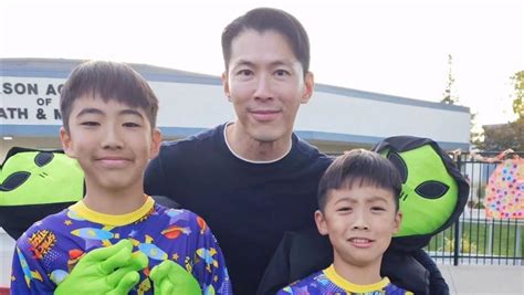 黃少祺驕傲曝12歲大兒子高又帥！靠這招掌握孩子美國讀書交友狀況 娛樂星聞