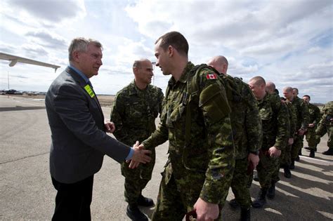 Canadian Defence 2014 A Year In Review Naoc