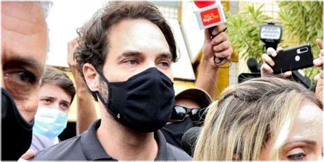 Caso Henry Dr Jairinho apanha na cadeia e é levado para hospital