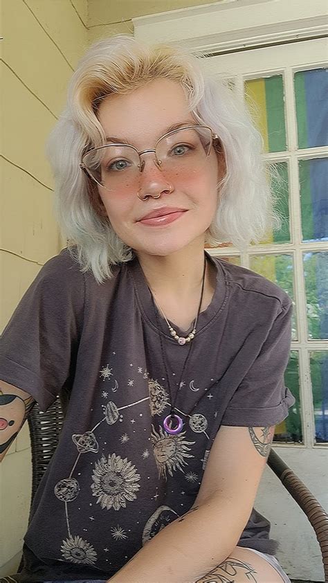 Its Honestly So Freaking Nice Out Today Love Front Porch Chillin R