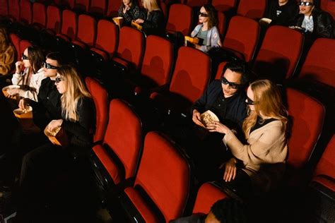 Simak Film Romantis Indonesia Terbaik Yang Tayang Tahun Ini