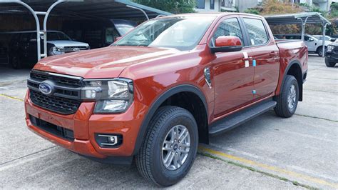 Giới Thiệu Về Dòng Xe Ford Ranger Xls 4×2 Mt Thuê Xe Tự Lái Tphcm