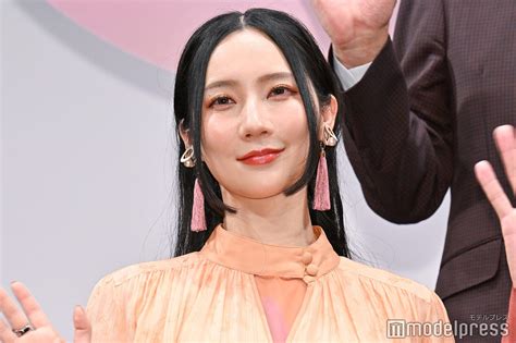 画像137 ファーストサマーウイカ、ぱっつん前髪×レイヤーカットで大胆イメチェン「雰囲気違う」「おしゃれ」と絶賛の声 モデルプレス