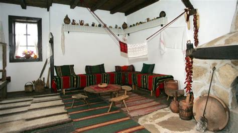 По стъпките на Ботевата чета Корабът Радецки Къща музей Баба Илийца връх Околчица Ритлите