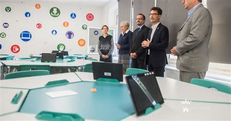 Smart Classroom Opens Doors In Székesfehérvár