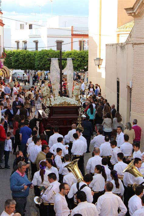 Las Cositas de mi pueblo TOCINA La Hdad de la Vera Cruz celebró un año más la CRUZ DE MAYO