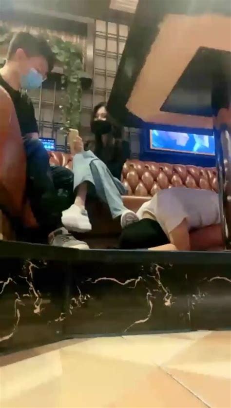 Chinese Beautiful Girl Leg Femdom 2