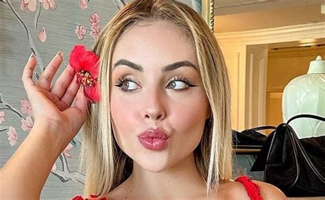 Maya Nazor Presume Su Espectacular Figura Al Posar En Un Picante Conjunto Fotos