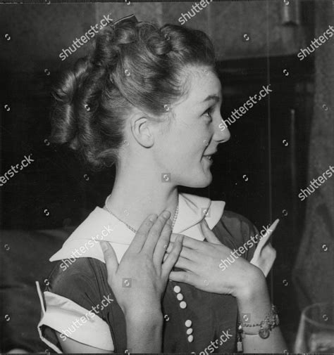 Actress Kathryn Beaumont Voice Alice Walt Photos éditoriales De Stock