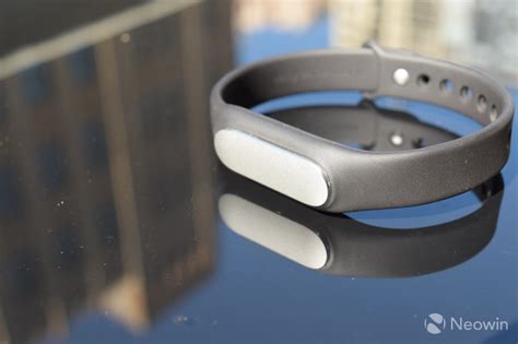 Xiaomi Mi Band 1S review: One step forward, two steps back - Neowin
