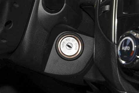 帕杰罗进口 2022款 中东版图片三菱233张图片汽车内饰图库懂车帝