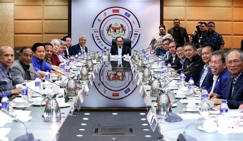 Perkukuh Kerajaan Perpaduan Perlu Komitmen Semua Rakan Parti Komponen BN Comms