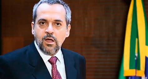 Bolsonaro Revoga MP Que Permitia A Weintraub Nomear Reitores Em Dia ES