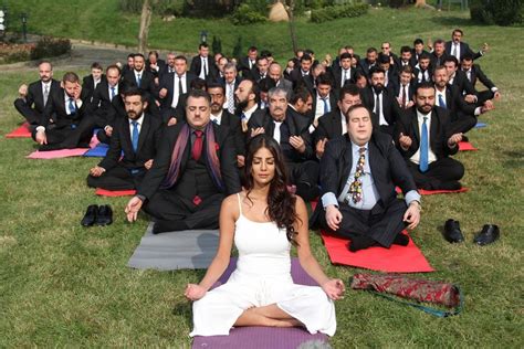 Bir Baba Hindu 2016 Box Office Türkiye