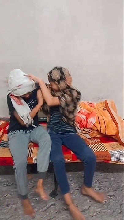 बहुत कमजोर इजी फील हो रही है 🤣🤣🤣🤣🤣😱shorts Youtubeshorts Viral