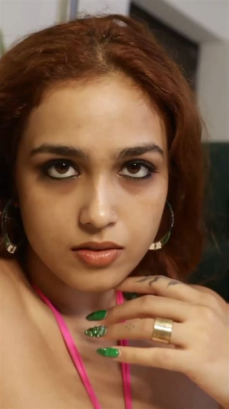 Tara Kudale : r/BeautifulIndianWomen