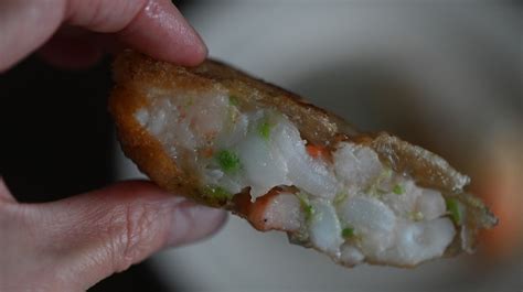 火燒蝦花枝漿 in 春捲 新合發鯖魚