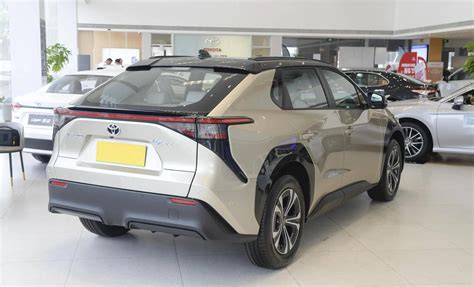 不到20万的丰田纯电中型suv，撕开了多少国产车企的“遮羞布”搜狐汽车搜狐网
