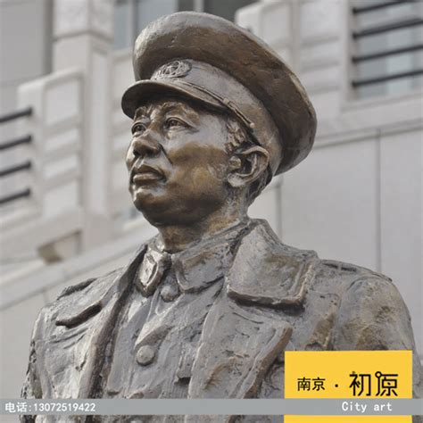 空军航空大学《刘亚楼将军像》雕塑 规格图片属性 南京初原文化发展有限公司