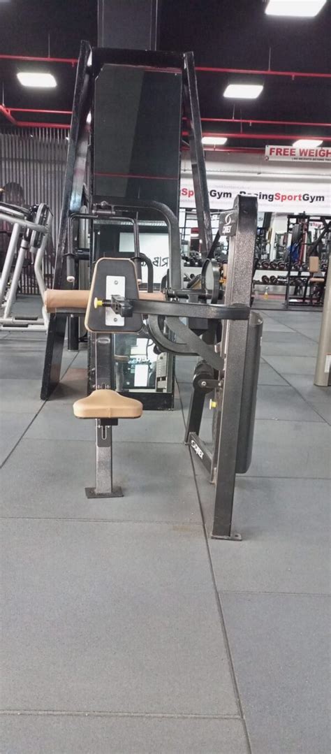 Cybex Arm Extension Machine