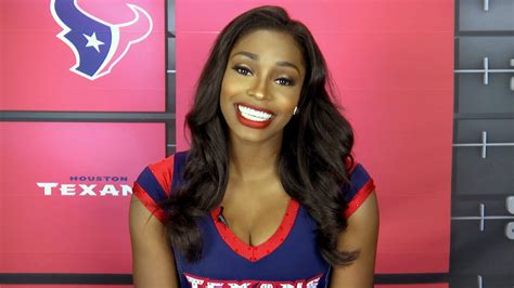 2017 Cheer Bios Morgan S