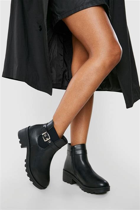 Wide Fit Block Heel Side Buckle Chelsea Boots Boohoo Uk