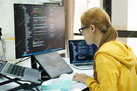 Premium Photo Programmer Is Coding And Programming Software