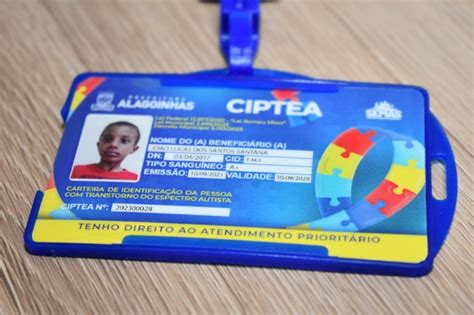 Prefeitura entrega as primeiras Carteiras de Identificação para Pessoas