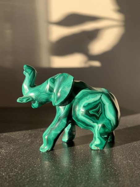 В каждом доме нужен слон… А если он ещё и со шкатулкой то всенепременно… 2025