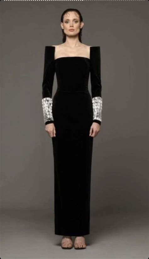 Pin By Naiemamohammad On موضة Glam Dresses Award Show Dresses Gowns