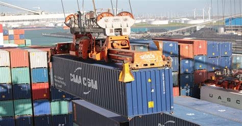 What Is Docker And How Does It Work Lorenzo Miscoli