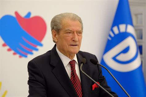 ‘piranjat Denoncuan Skandalin Berisha Velia Syri Lajmi I Fundit