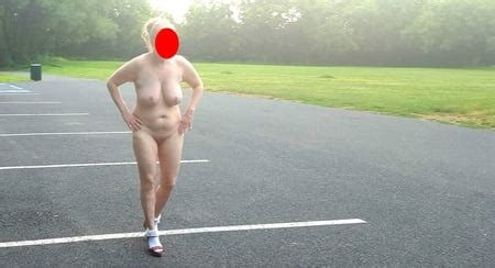 Naked Parking Lot Walk Pics Xhamster