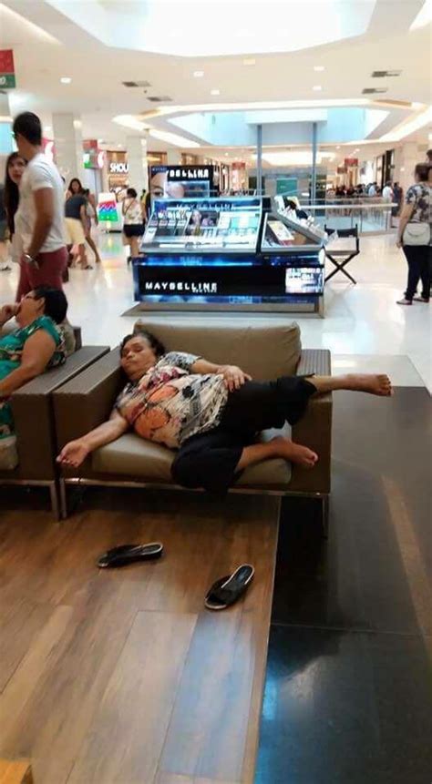 Hi Rpics Heres A Creepshot Of A Sleeping Woman For You To Mock 4000 Upvotes Rcirclebroke2