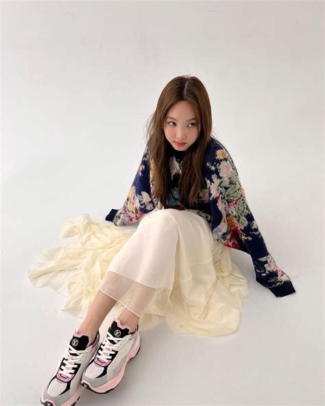 Twice Turkey Talkthattalk On Twitter Nayeon Fashion Girl