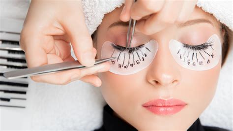 Lash Extensions Vs Lash Lifts Whats The Difference And Which Is