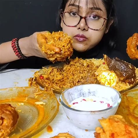Asmr Eating Spicy Chicken Curry🔥 Basmati Rice Shorts Mukbangn