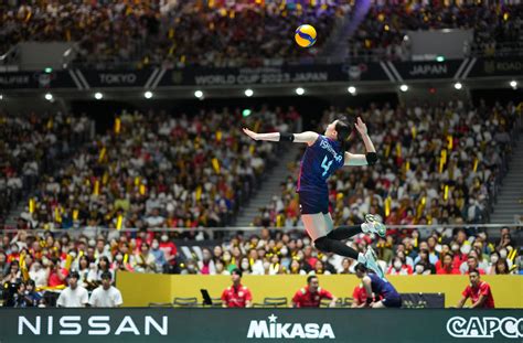 【バレー】日本女子が第1セットを先取！井上愛里沙が好調持続、バックアタックなどで得点重ねる バレーボール写真ニュース 日刊スポーツ