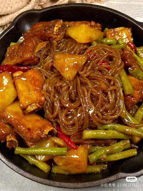 【排骨豆角炖粉条的做法步骤图，怎么做好吃】甜甜家的美食下厨房