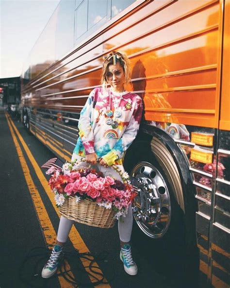 Miley Cyrus Happy Hippie Foundation Miley Cyrus Fan Miley Miley Cyrus
