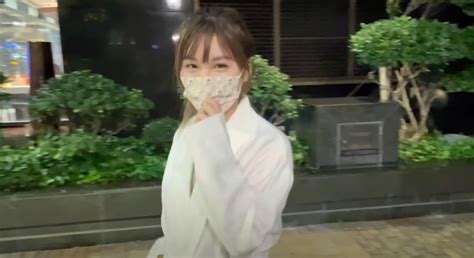 Juicy叮再有港女湾仔挑战真空散步 飞钉挑机男人日日都唔着内衣㗎啦 星岛日报