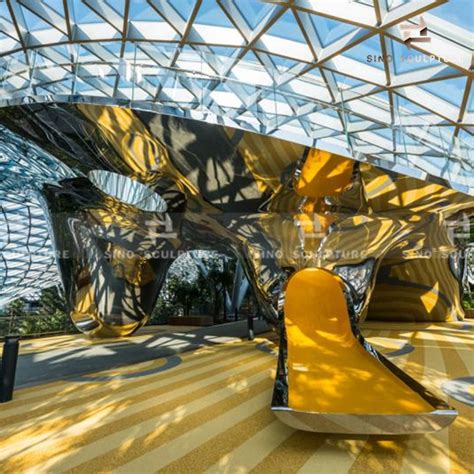 Hyperboloid Mirror Stainless Steel Facade Discovery Slides Dual