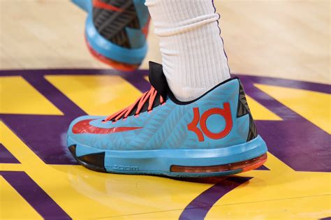 Kd 6 Yellow And Blue On Feet