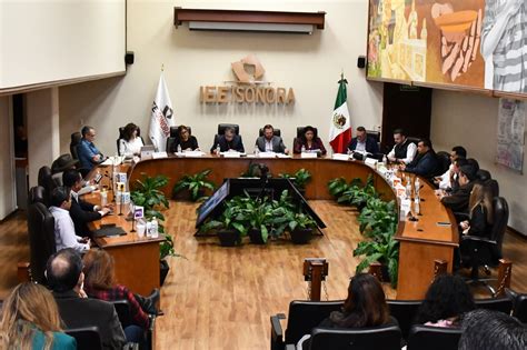 Aprueba Iee Que Los Consejos Municipales Y Distritales Sesionen En