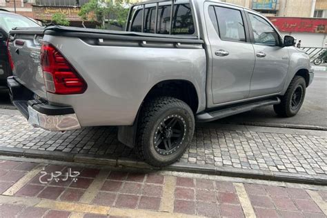 تویوتا هایلوکس دو کابین بلند کارکرد ۴۳هزار کیلومتر بدنه بدون رنگ اتوماتیک