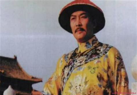 乾隆为什么看瞧不上雍正 雍正和乾隆的关系不好 达人家族