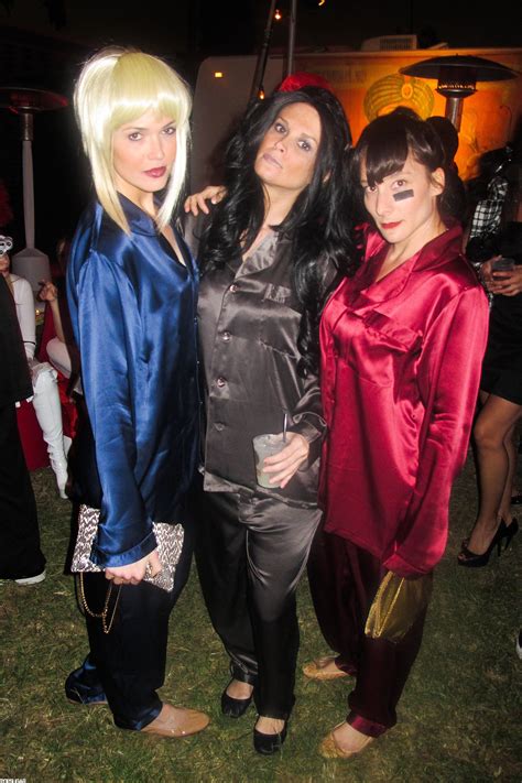 33 Iconic Celebrity Couples Halloween Costumes Celebrity Costumes
