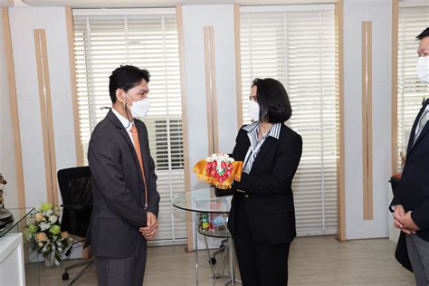 ผู้บริหารระดับสูง สบน เข้าอวยพรปีใหม่ 2565 รองปลัดกระทรวงการคลังกลุ่ม