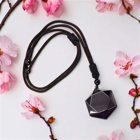 Kaulakoru Musta Obsidiaani Kuusikulmainen Kolmas Silmä Puoti